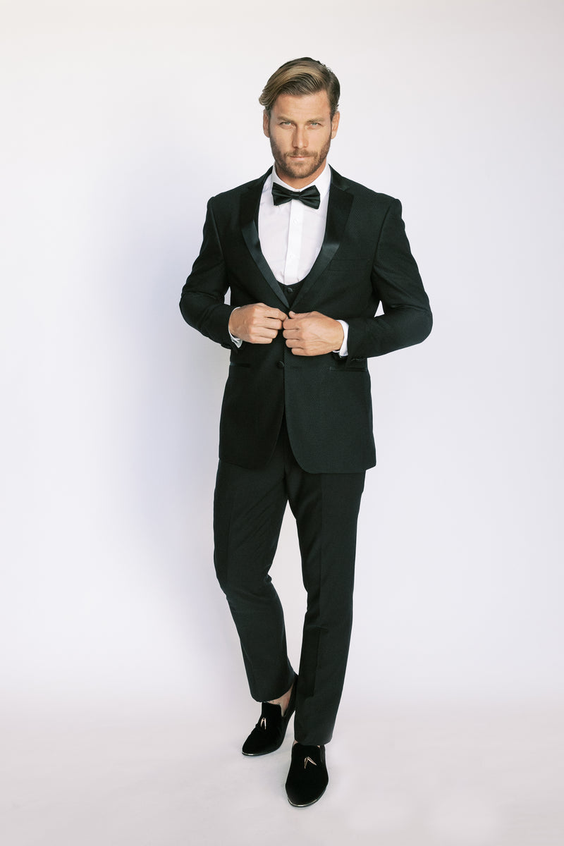 Suits By Style – Taylor and Black